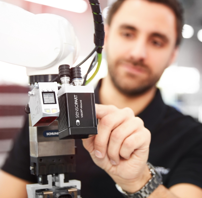 Bildgeführte Robotik in der Industrie | SensoPart